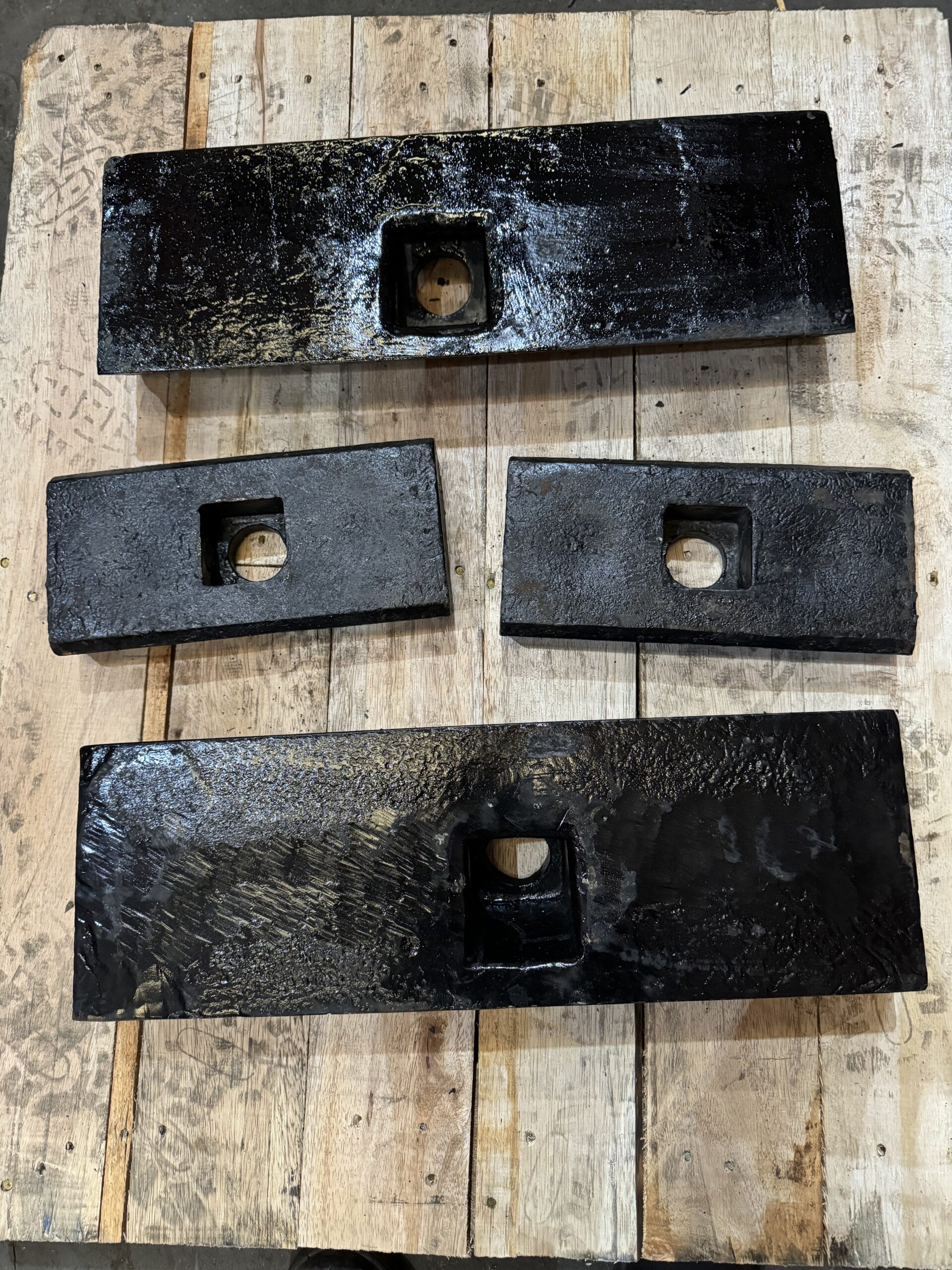 J5800000 / J5810000 | Swing Jaw Wedges | Extec® / Sandvik®